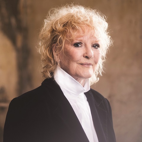 Ein Interview mit Evergreen-Sängerin Petula Clark • INSP News Service