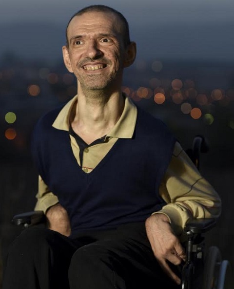 Gestatten, Risto Donev: Der „Stephen Hawking von Mazedonien“ • INSP ...