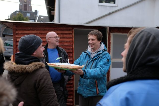 Tiny houses give homeless people in Cologne the key to a better future ...