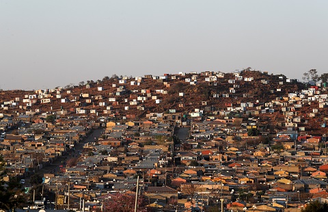 South African shack dwellers show how grassroots democracy is done ...